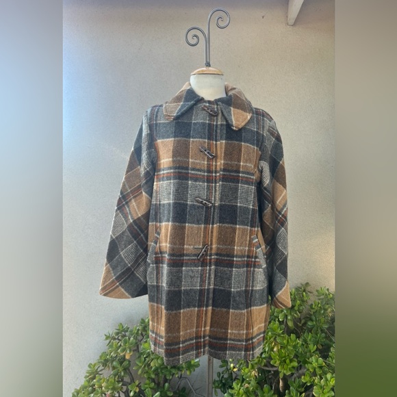 Dee Dee Deb | Jackets & Coats | Vintage Wool Plaid Jacket Or Short Coat ...